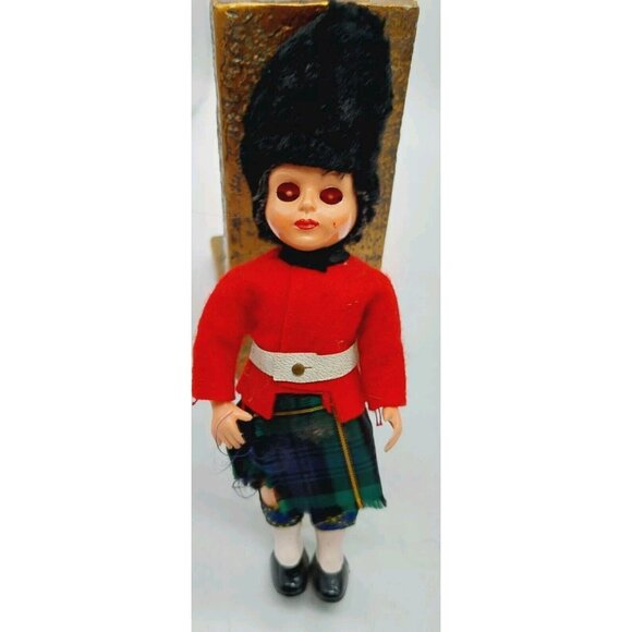 Unbranded | Accents | British Scottish Buckingham Palace Royal Guard ...